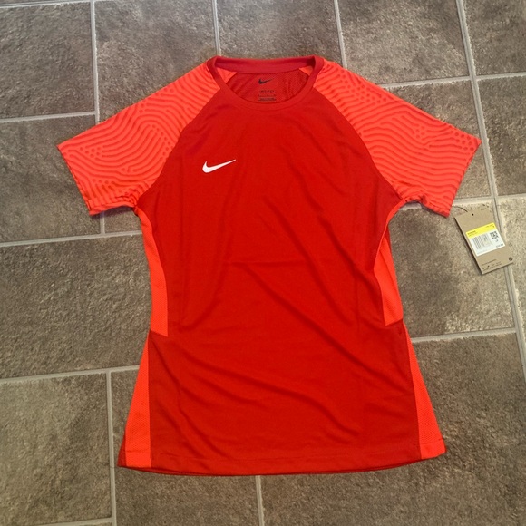 Nike | Tops | Nike Womens Drifit Strike 2 Soccer Jersey Cw3555657 Red ...